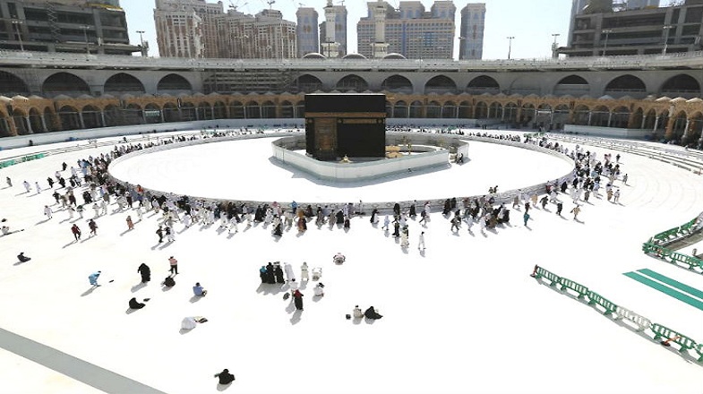 সৌদি আরবের জেদ্দায় আবার কারফিউ নামাজ বন্ধ মসজিদে