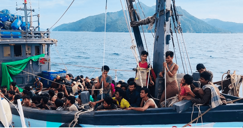 মালয়েশিয়া ৩০০ রোহিঙ্গা ফেরত নিতে বলছে বাংলাদেশকে