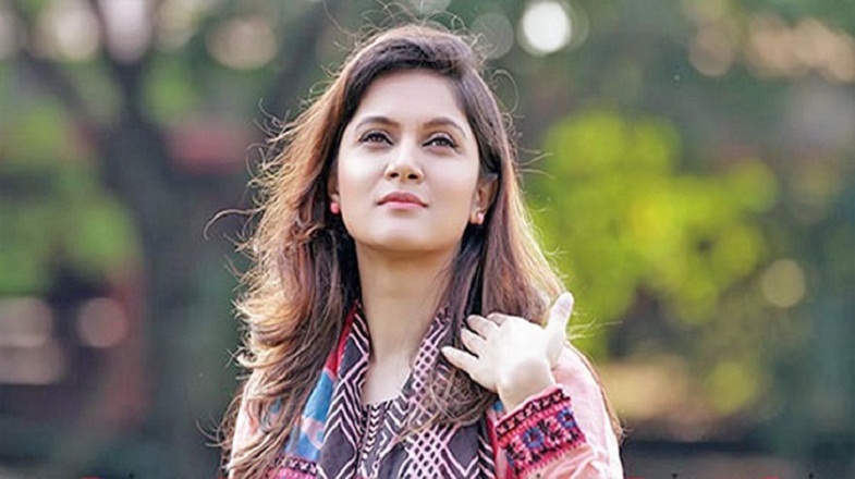 মিথিলা আউট